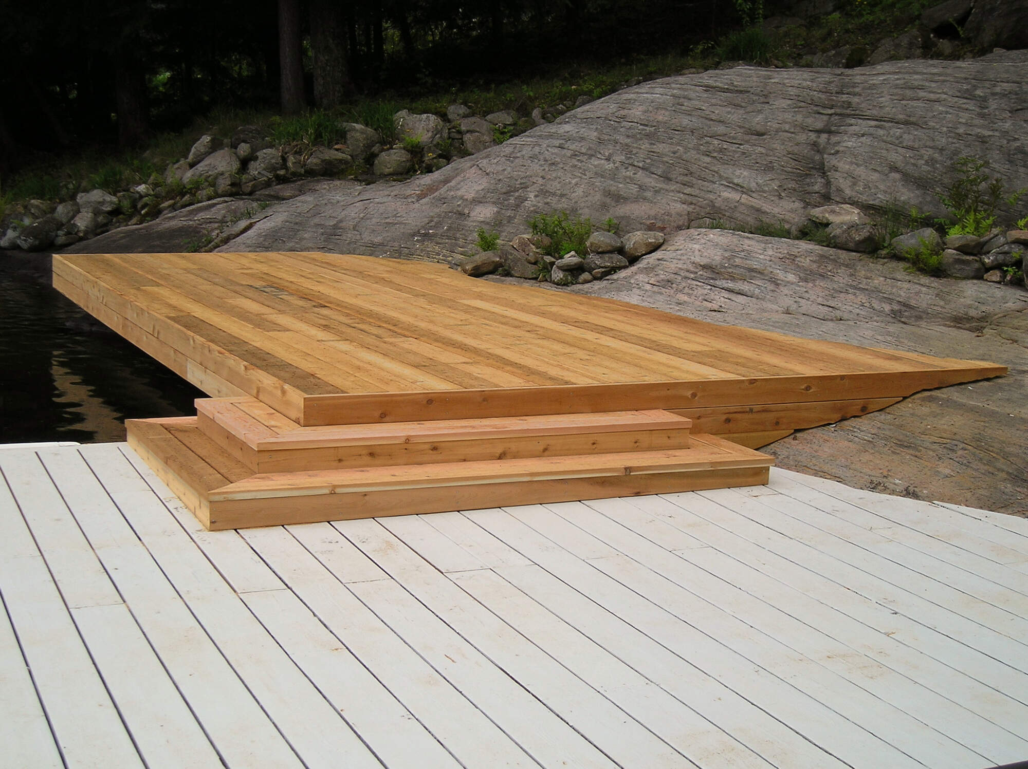 Deck & Dock Builders in Muskoka - BUILD | Classic Muskoka Homes